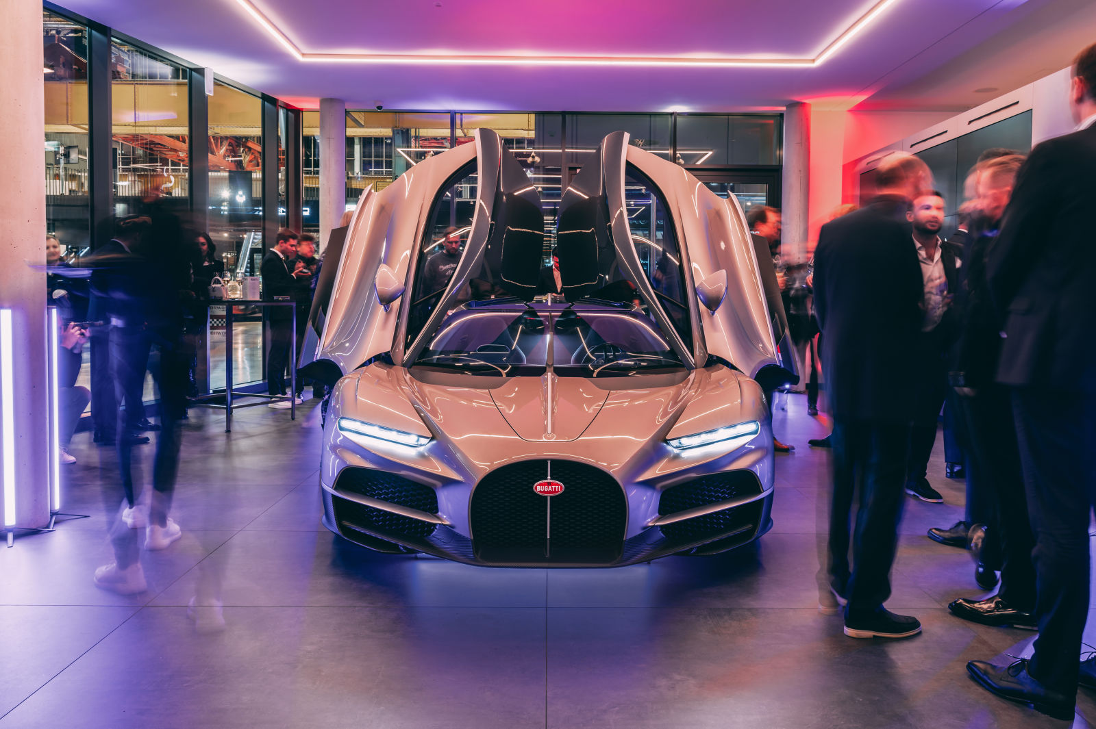 Bugatti En El Mercado De Woodlands Street Rotting, Michael Stock Photo